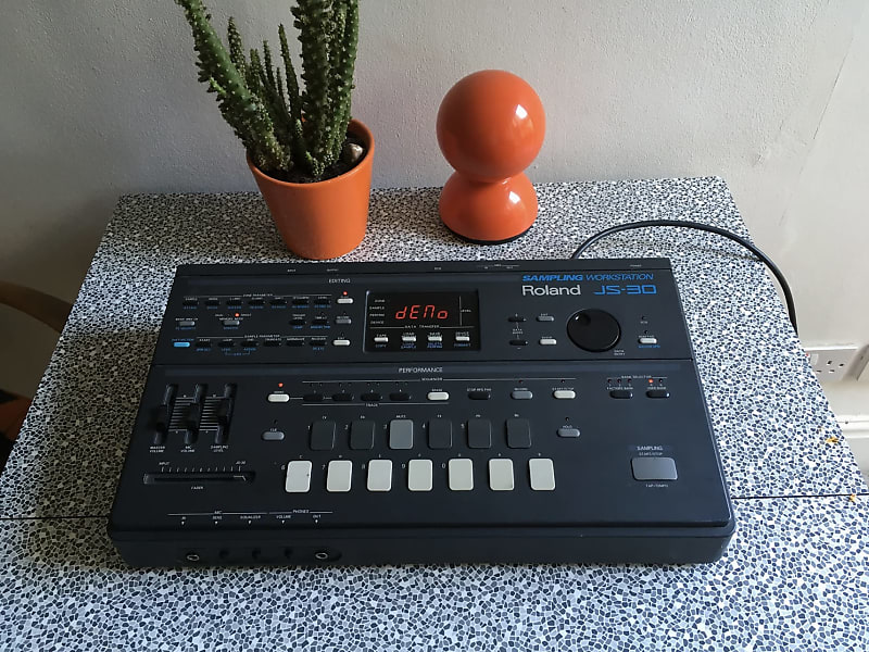 Roland JS-30 1994 - Black | Reverb