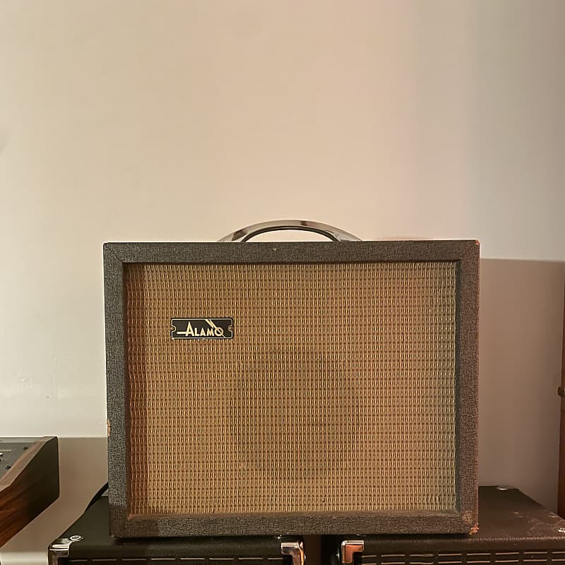 Alamo Challenger 60s | Reverb