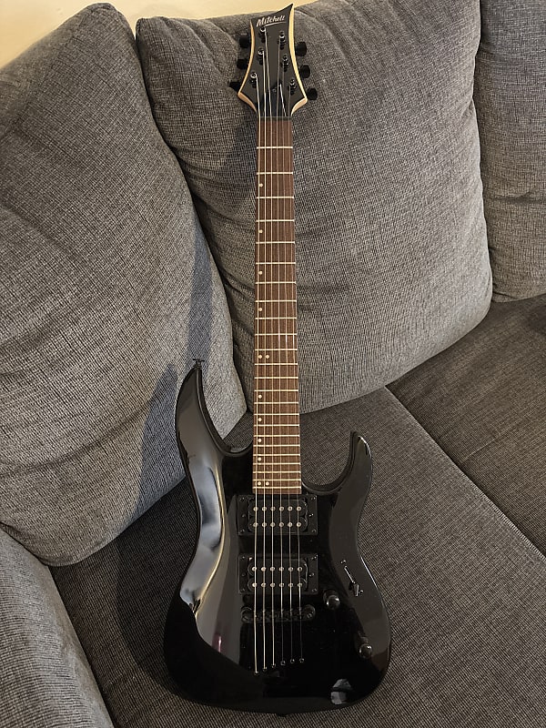 Mitchell MM100 Mini Double-Cutaway Electric Guitar - Black | Reverb