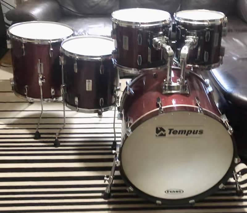 Tempus 5 piece fibreglass drum kit with Pearl hardware | Reverb Canada