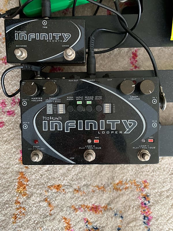 Pigtronix Infinity Looper + Footswitch | Reverb