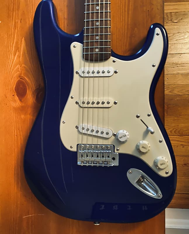 Squier Strat 2007 Blue | Reverb
