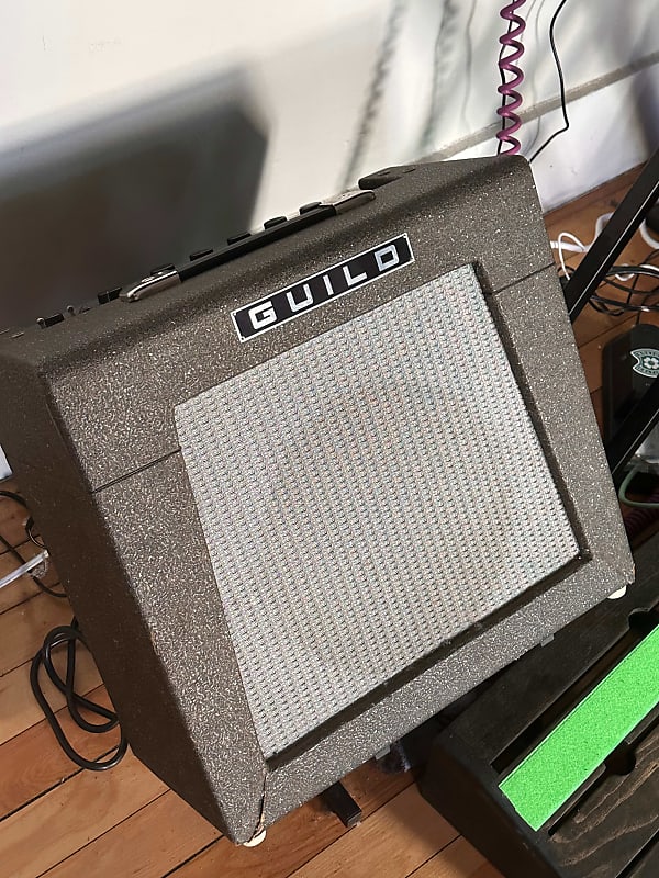 Guild 1960's Guild 66J 20 watt 1x12 Tube Combo Amplifier | Reverb