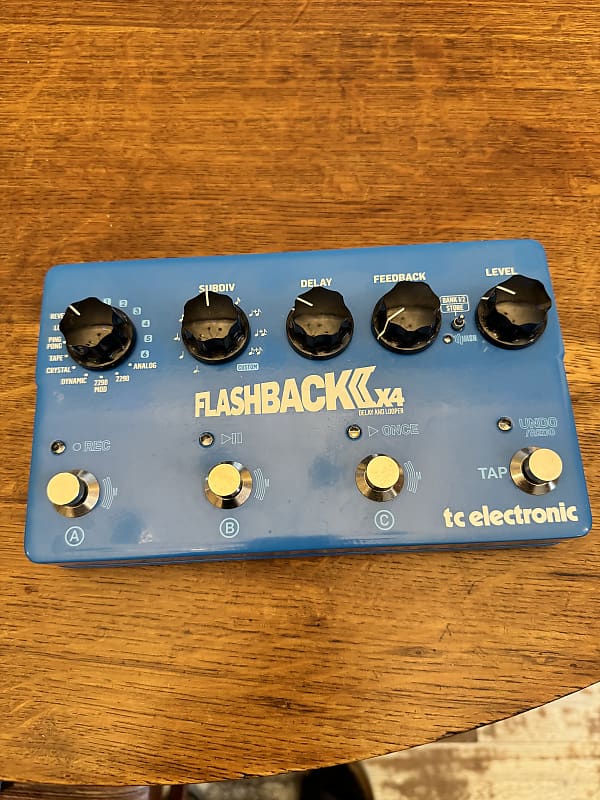 TC Electronic Flashback 2x4 Delay and Looper | Reverb