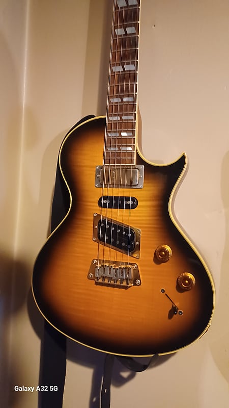 1994 Gibson Nighthawk Standard ST-3 Two Tone Flamed Maple | Reverb
