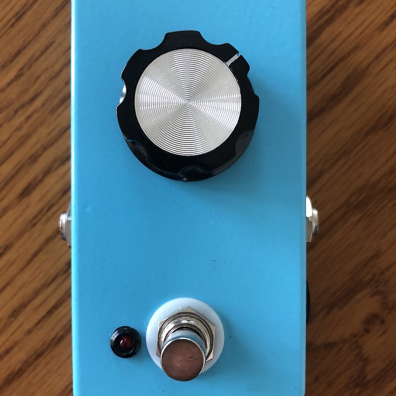 Cascaded Power Amp Guitar Effect Pedal - LOUD! 2023 - blue | Reverb