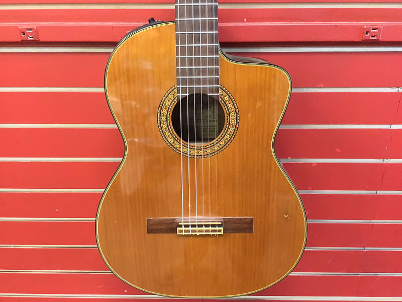 Takamine CP-132SC Classical Guitar - Preamp DOES NOT WORK - | Reverb Takamine CP-132SC Classical Guitar - Preamp DOES NOT WORK - | Reverb