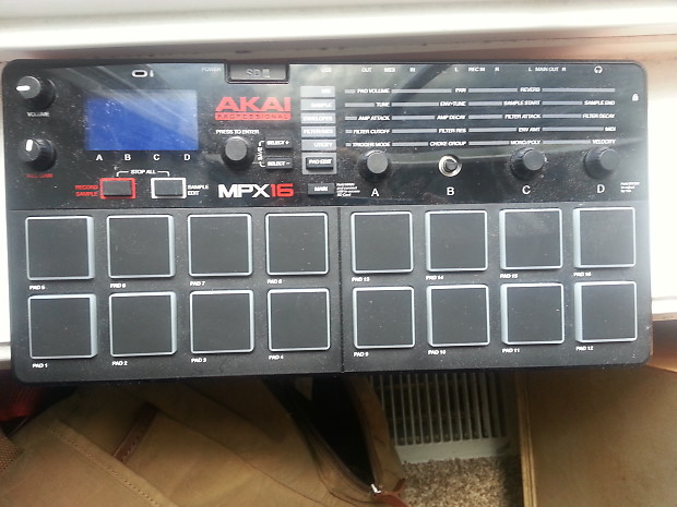 Akai MPX16 Sampler | Reverb