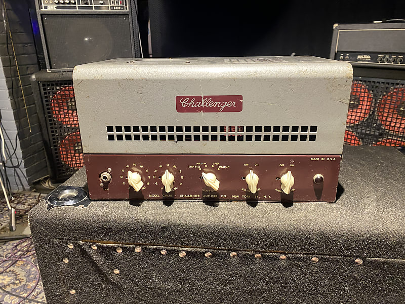 Challenger Ch18 1949 Tube guitar / harp amplifier | Reverb Canada