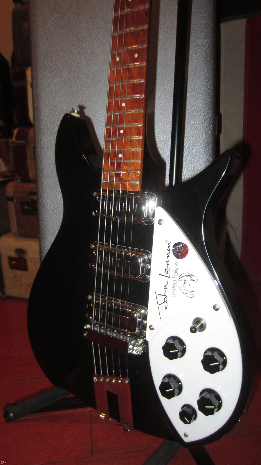 Rickenbacker John Lennon 325 Jetglo 1990 | Reverb