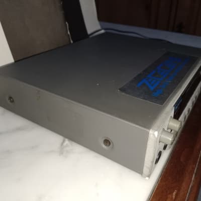 Zoom 9030 ADVANCED INSTRUMENT EFFECTS PROCESSOR WITH MANUAL | Reverb