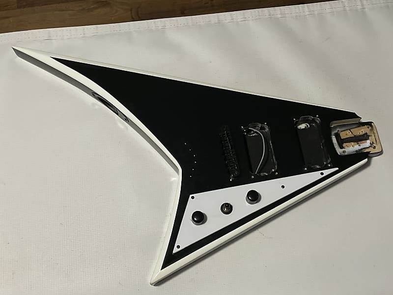 2018 Jackson JS32T RR Rhoads V Black/White Hardtail Semi | Reverb