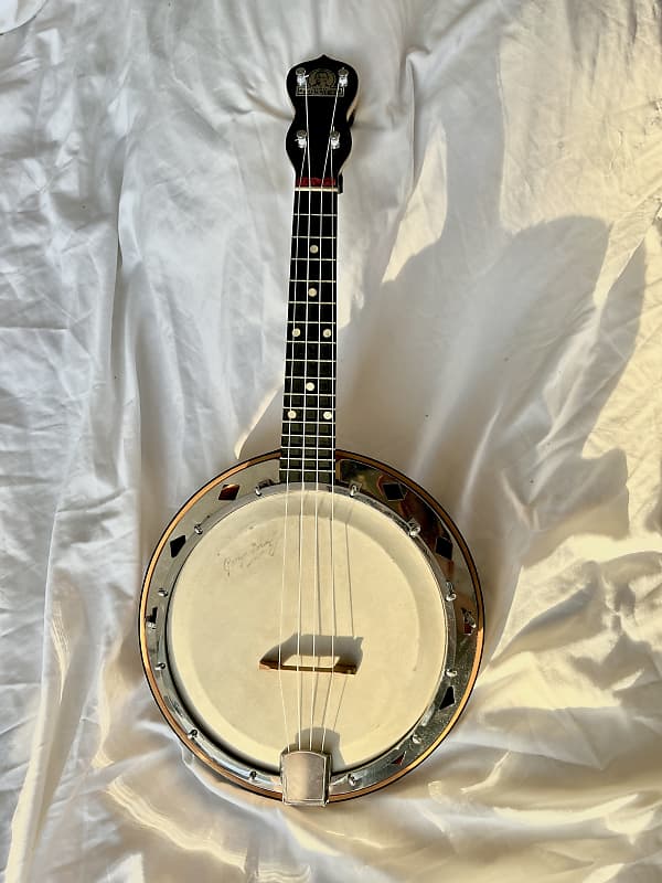 Dallas George Formby Model D Banjo Ukelele/Banjolele - | Reverb UK