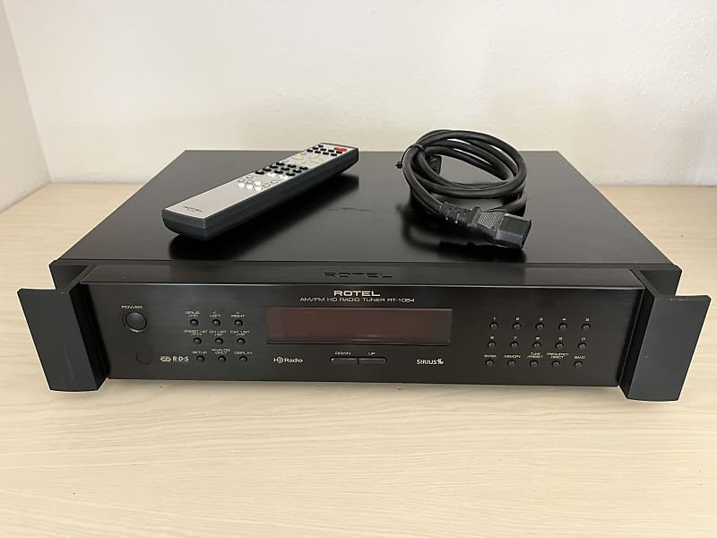 Rotel RT-1084 Sirius / HD / AM / FM Tuner with Remote | Reverb