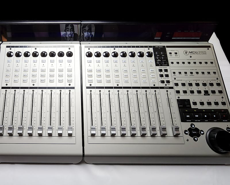 Mackie MCU Pro + XT Extender | Reverb