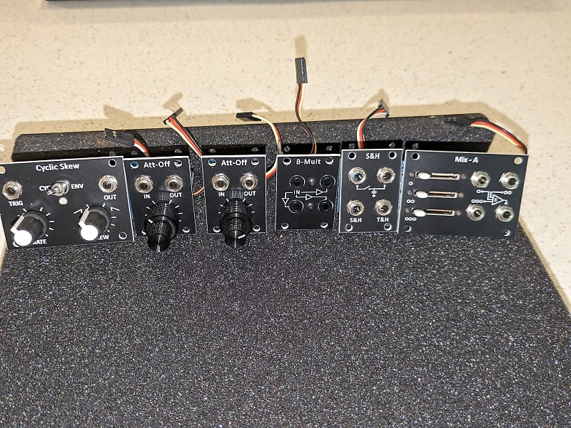 Pulp Logic Tiles 1U Modular Eurorack - Cyclic Skew - Att-Off | Reverb