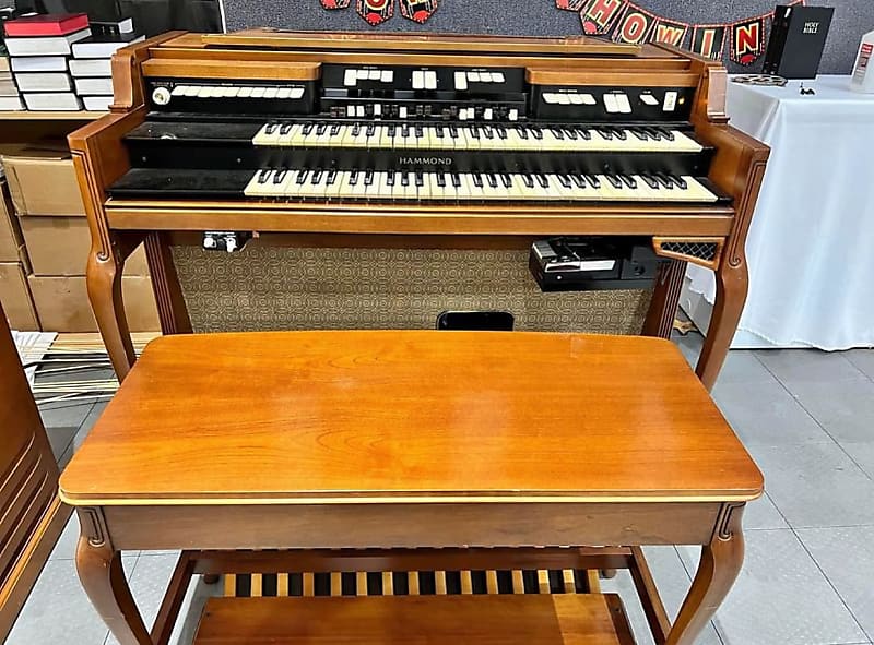 Hammond Organ W Full 25-Note Pedalboard, Bench, & Speaker! | Reverb