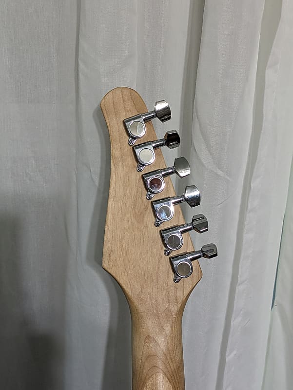 Sawtooth Strat Style Sunburst 2022 - Sunburst | Reverb