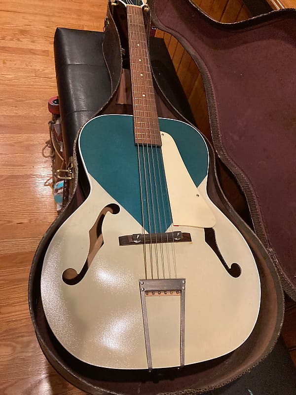 Silvertone Archtop COLORAMA 1960’s Turquoise (blue) and Cream | Reverb