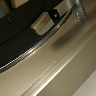 Realistic Lab 2100 Cat. No. 42-2911 Linear Tracking Turntable | Reverb