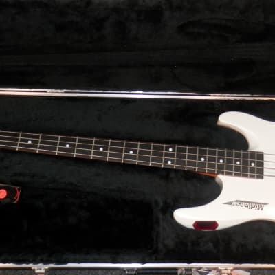 Peavey MIDIBass Midi Bass white with case and rack modules | Reverb