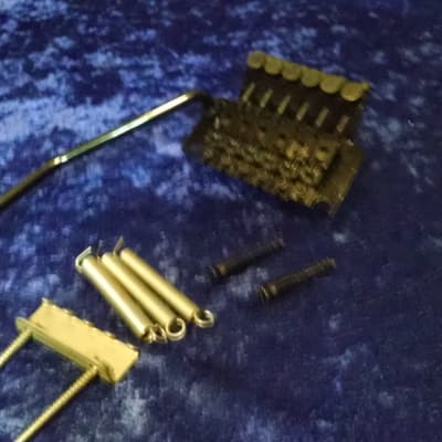 80s Floyd Rose Original Black Tremolo W/wood screw posts | Reverb