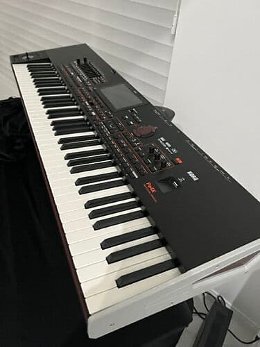 Korg PA4X 76 Key With Original Box Great Condition | Reverb