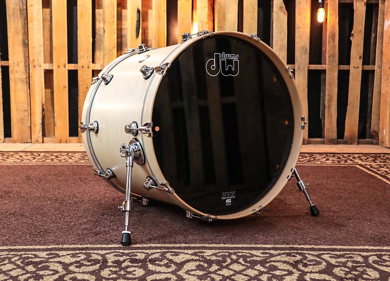 DW Performance Satin Natural Kick Drum - 18x22 | Reverb