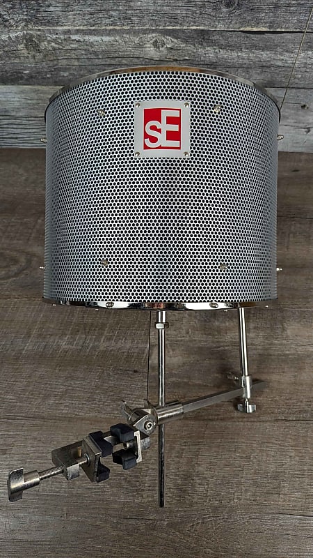 sE Electronics Reflexion Filter Pro Microphone Isolator | Reverb UK