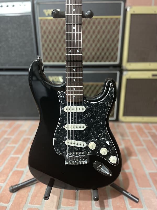 Squier SE Stratocaster | Reverb
