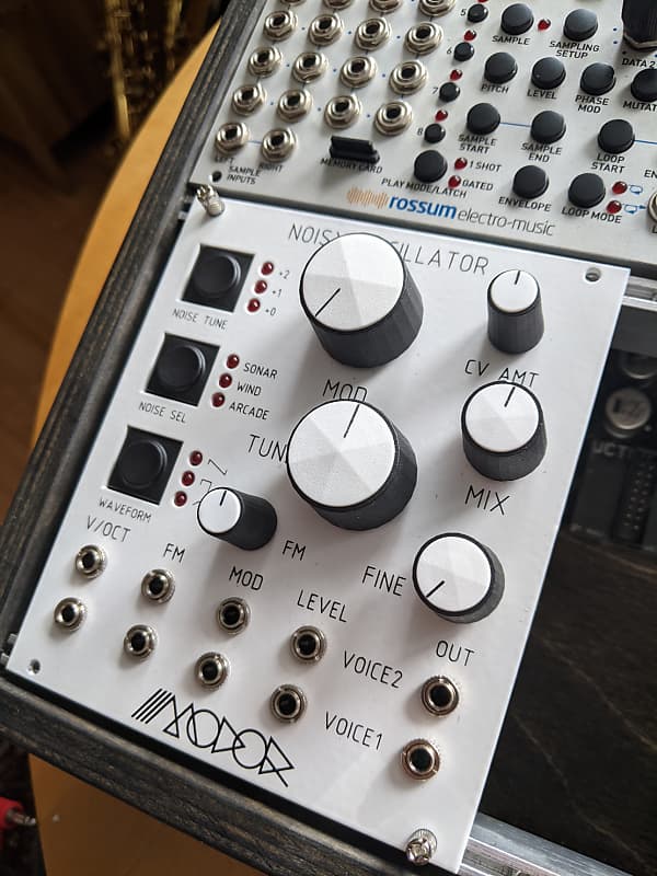 Modor Noisy oscillator | Reverb