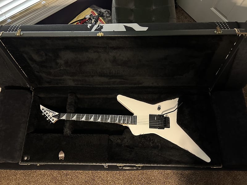 Jackson Star 90’s - White | Reverb