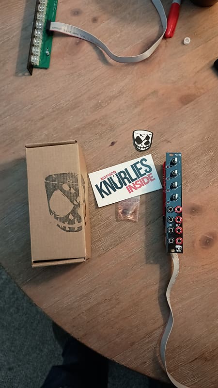 DivKid Mutes - Performance focussed multi channel mute [Three | Reverb