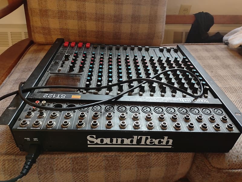 Soundtech ST122 Mixer | Reverb