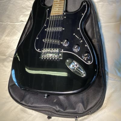 Indio Cali Classic Electric Guitar with Gig Bag, Black 610160 | Reverb