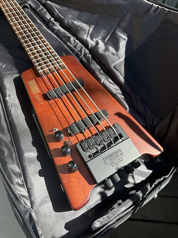 Lefty Hohner Professional B2AV WALNUT 5-string Headless Bass, | Reverb