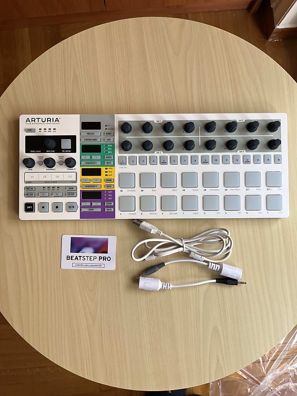 Arturia BeatStep Pro MIDI Controller - White | Reverb Greece
