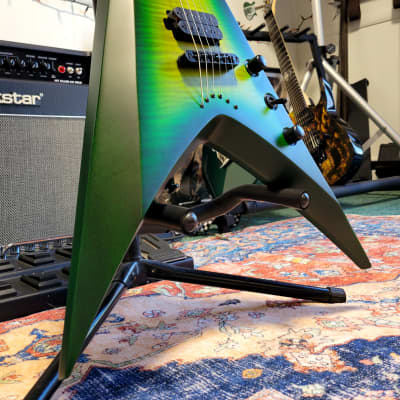 Solar V2.6LB 2021 - Lime Burst V guitar | Reverb