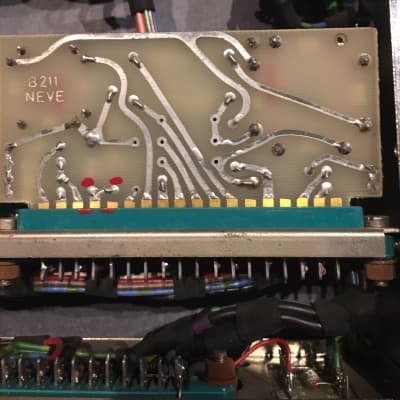 Vintage Neve 1073 8-Channel Mic Preamp EQ Racked with output | Reverb