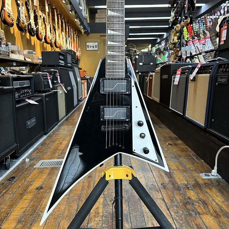 Jackson JS Series Rhoads JS32 2015 Black with White Bevels | Reverb