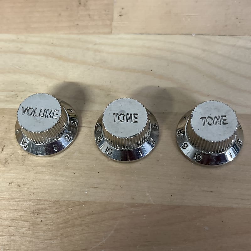 Fender Stratocaster Knobs - Silver - Set | Reverb