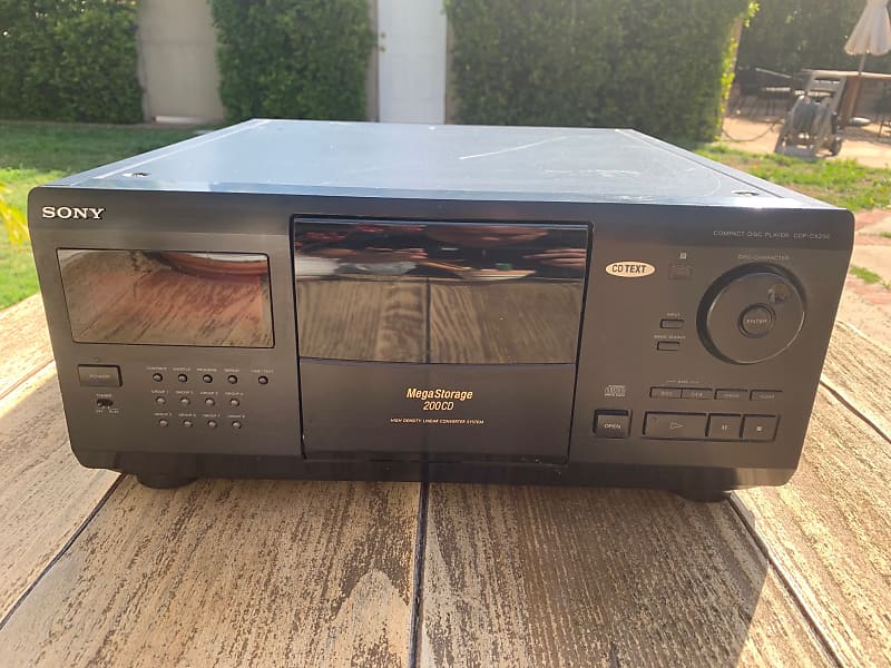 Sony CDP-CX250 Mega Storage 200 CD Compact Disc Player Tested | Reverb