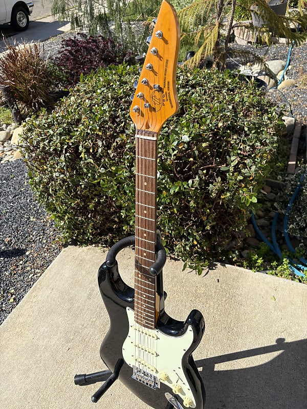 Turbo Traditional Series Stratocaster Style Electric Guitar | Reverb