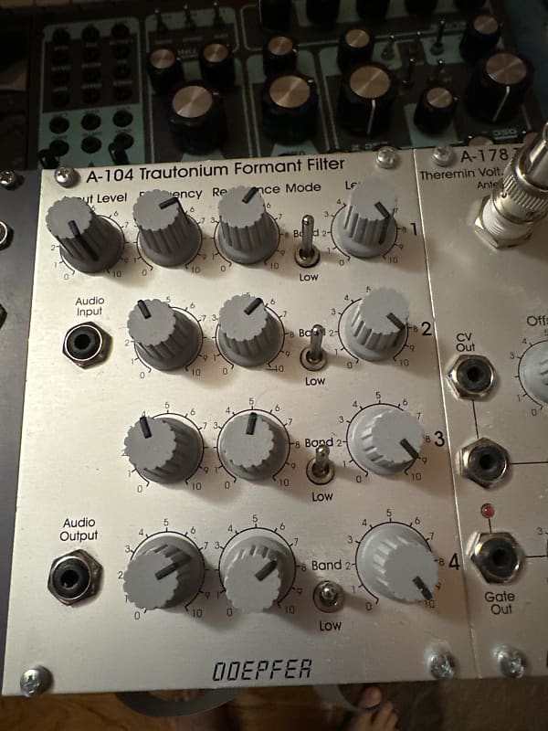 Doepfer a-104 Trautonium Formant Filter | Reverb