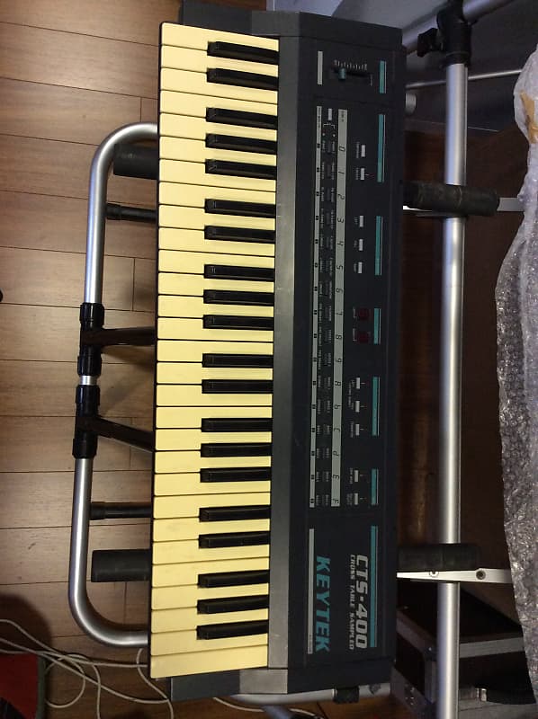 Keytek CTS-400 Cross Table Sampled piano synthesizer | Reverb