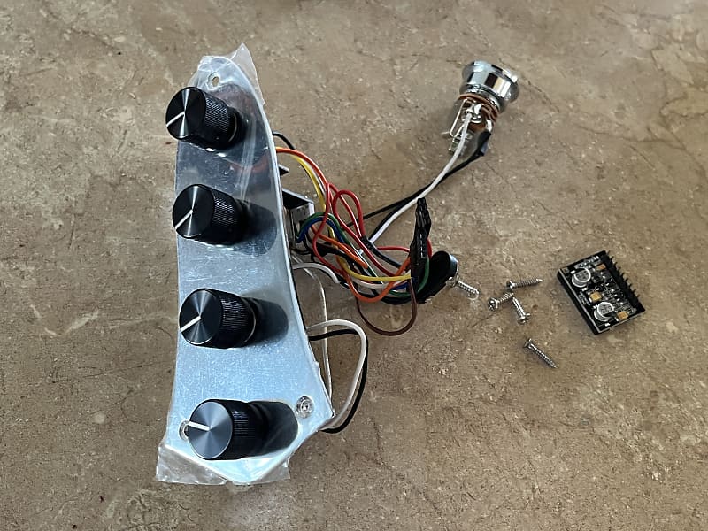 Sadowsky MetroExpress 2 band Active Preamp bass | Reverb Canada