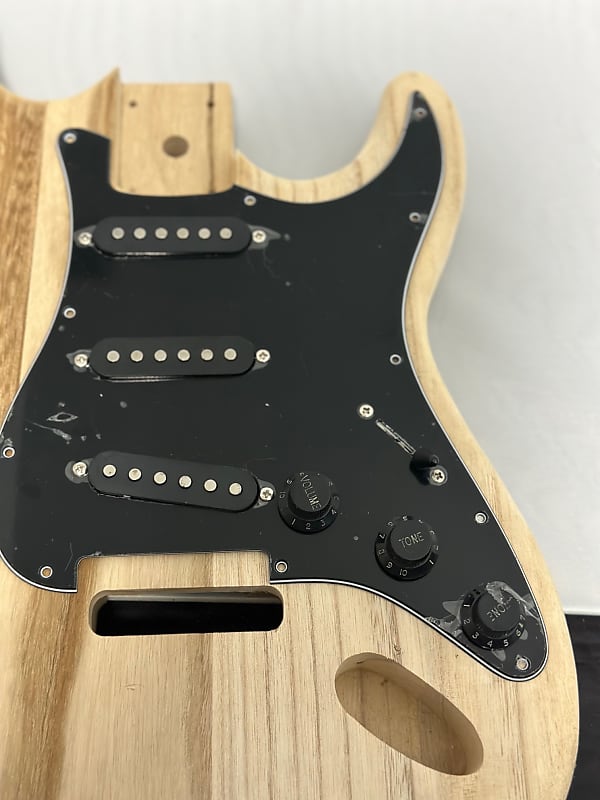 Monte's Guitar Custom Build Stratocaster Pickguard Black | Reverb
