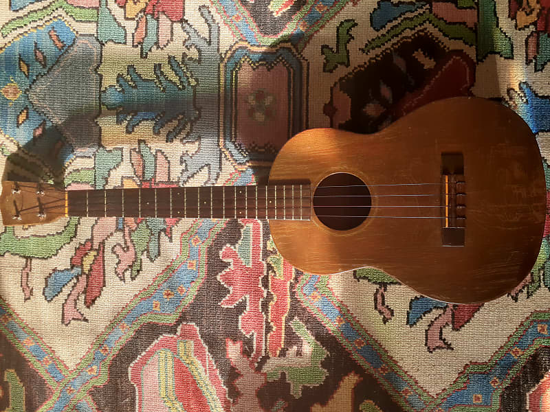 Favilla Baritone Ukulele - Solid Mahogany | Reverb