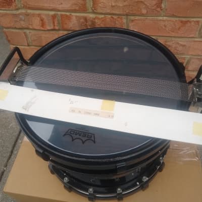 Remo Quadura Legato 16 Lug marching snare drum black 14X12 | Reverb