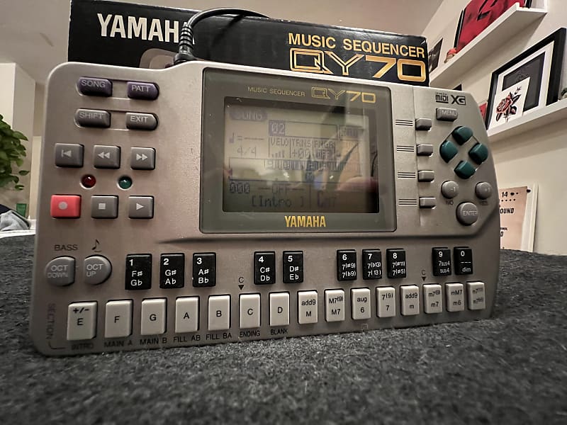 Yamaha QY70 | Reverb